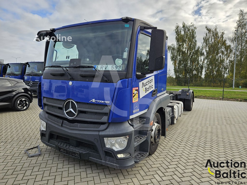 Prodaje se Mercedes-Benz Actros 1843 kamion šasija na aukciji
