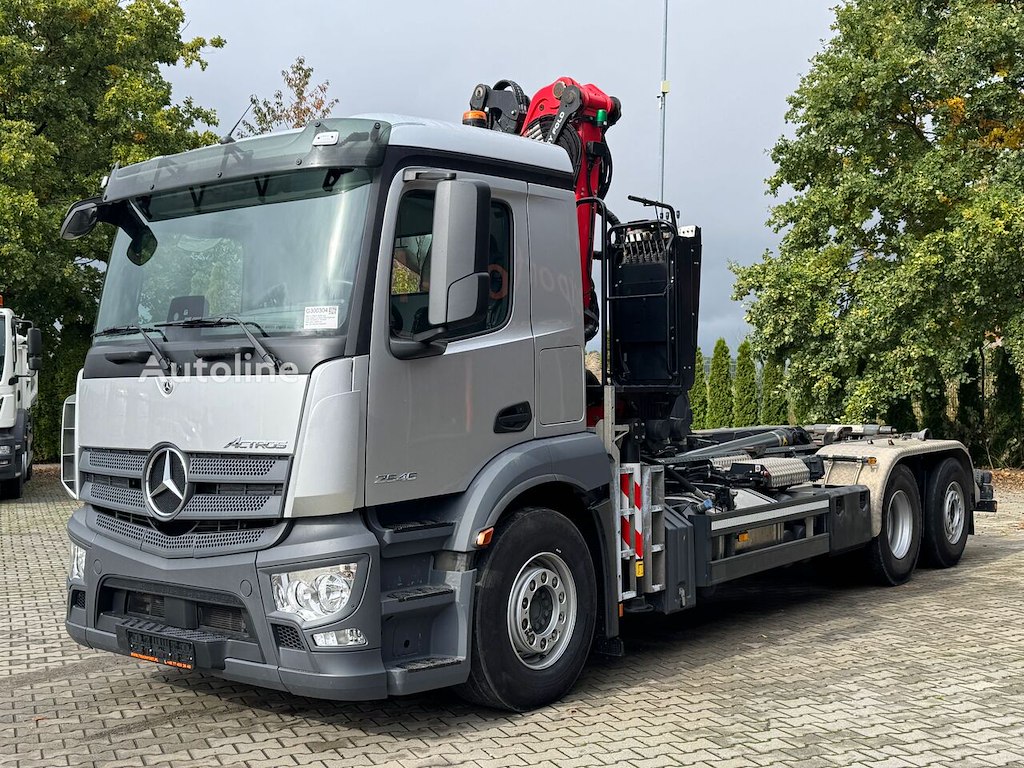 Mercedes-Benz ACTROS 2546 6x2 HAKOWIEC Z HDS PALFINGER kamion rol kiper