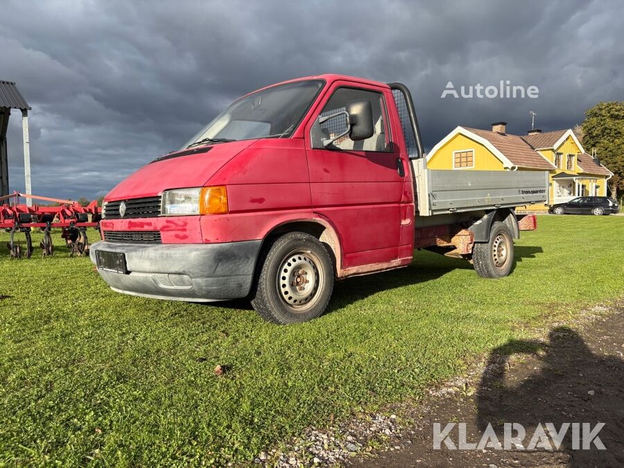 Prodaje se Volkswagen Transporter kamion s ravnom platformom < 3.5t na aukciji