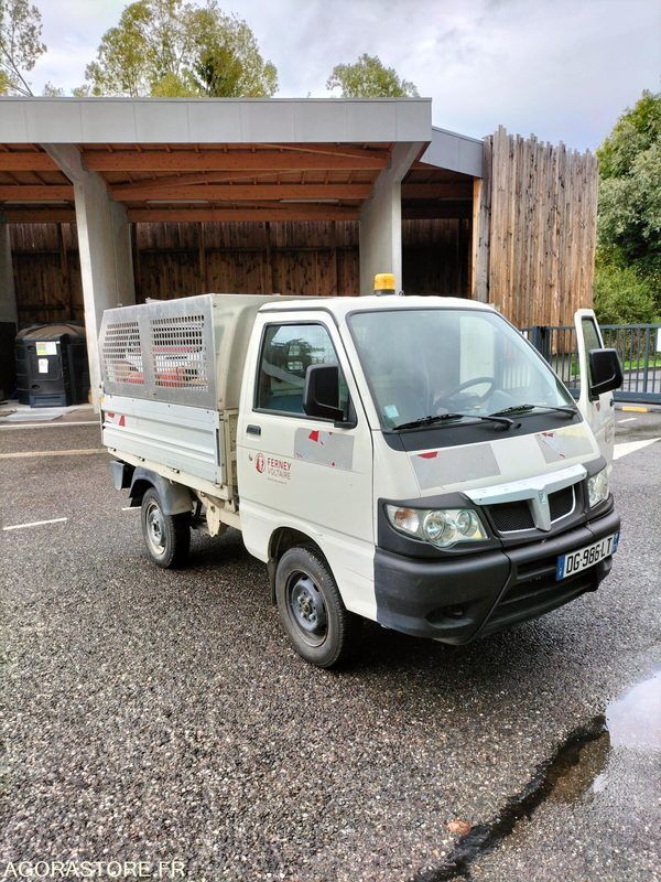 Prodaje se Piaggio PORTER kamion kiper < 3.5t na aukciji