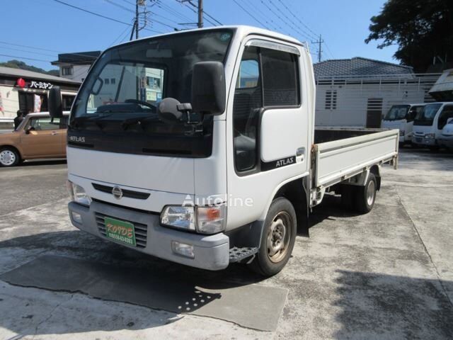 Nissan ATLAS kamion s ravnom platformom < 3.5t