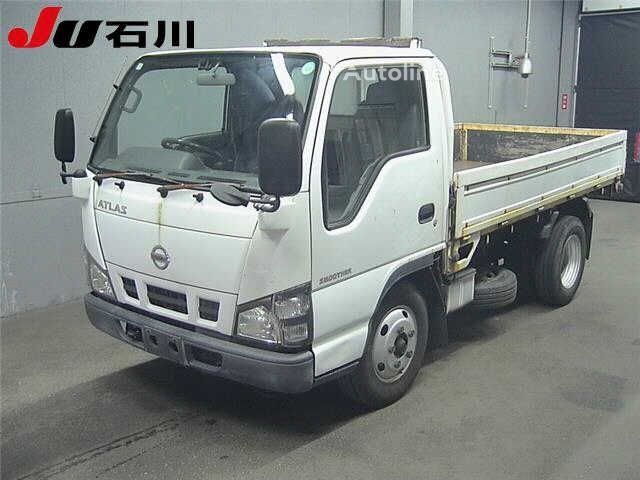 Nissan ATLAS kamion s ravnom platformom < 3.5t