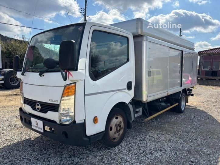 Nissan UD TRUCK kamion furgon < 3.5t