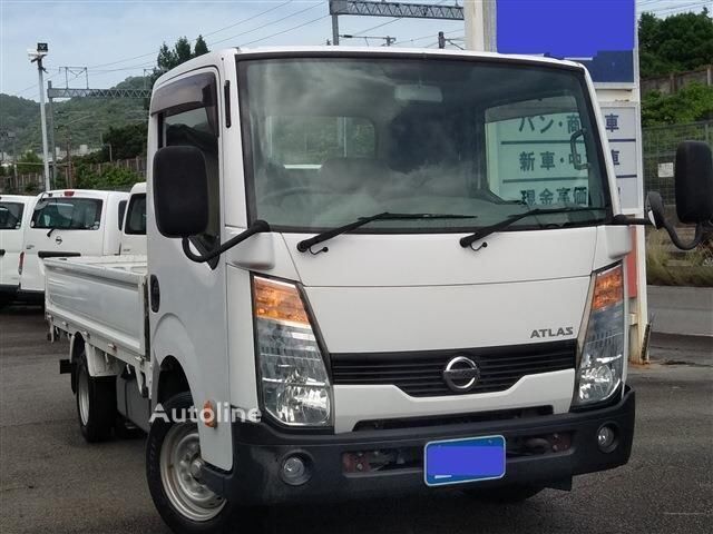 Nissan ATLAS kamion s ravnom platformom < 3.5t