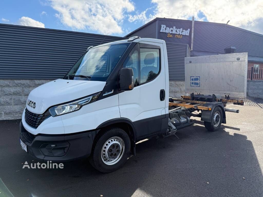 IVECO Daily 35 - NP Hi - Matic kamion šasija < 3.5t