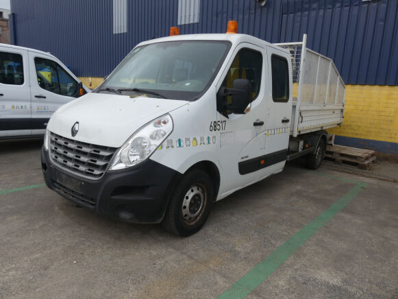Prodaje se Renault Master kamion kiper < 3.5t na aukciji