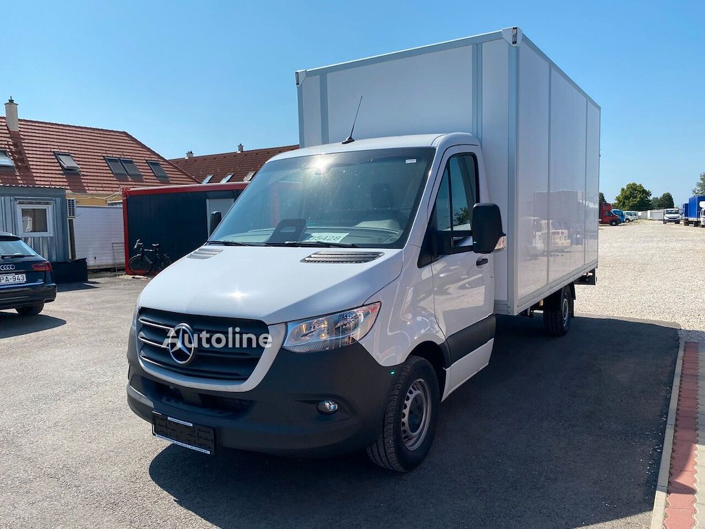 Novi Mercedes-Benz Sprinter 317 kamion furgon < 3.5t