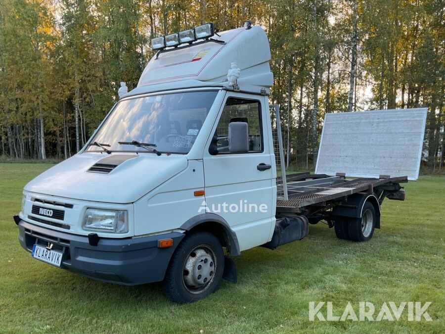 Prodaje se IVECO Cameleont/snabblås Iveco kamion s ravnom platformom < 3.5t na aukciji