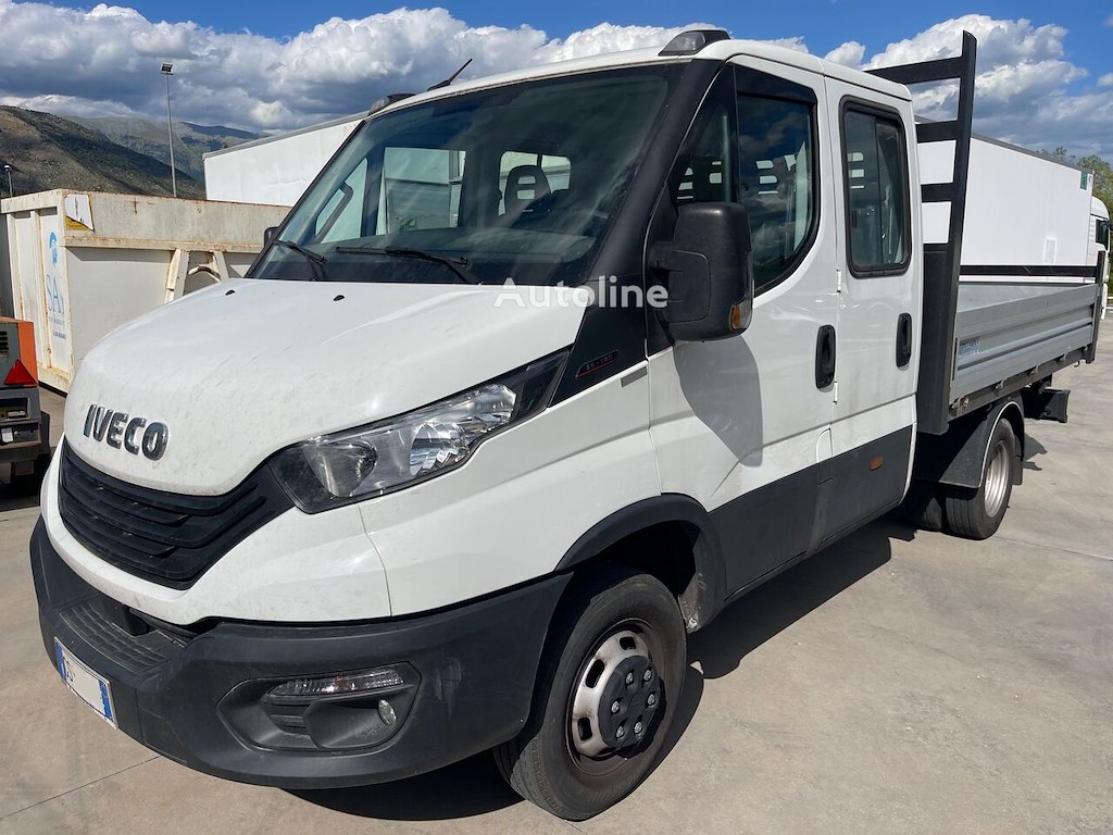 IVECO 35C16 kamion s ravnom platformom < 3.5t