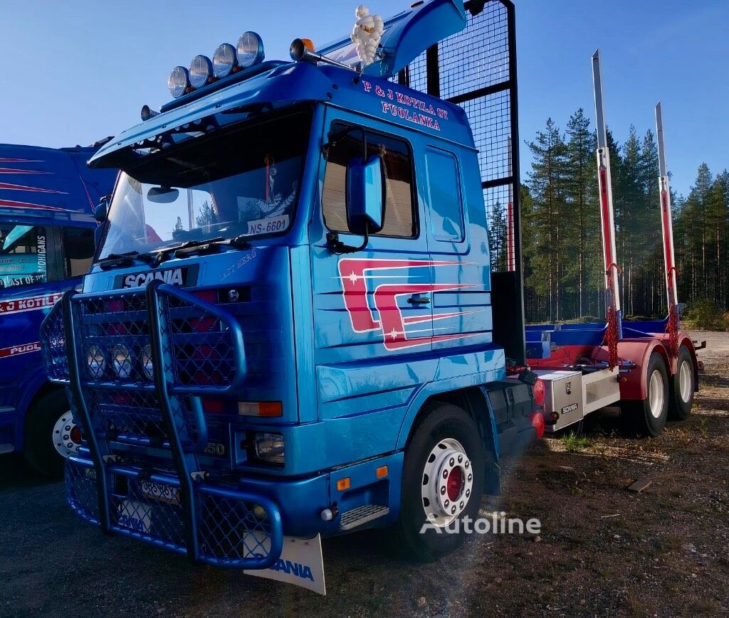 Scania R 143 HL-6X4/460+135 kamion za prevoz drva