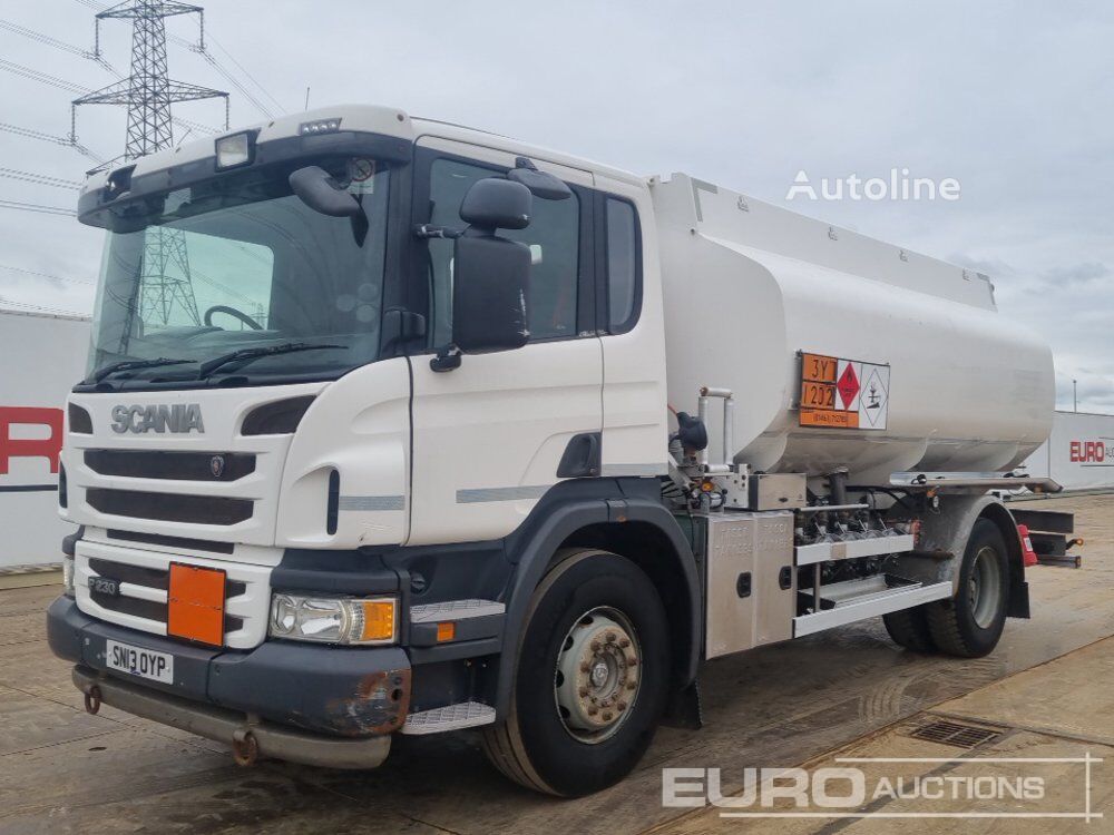 Prodaje se Scania P230 autocisternu na aukciji