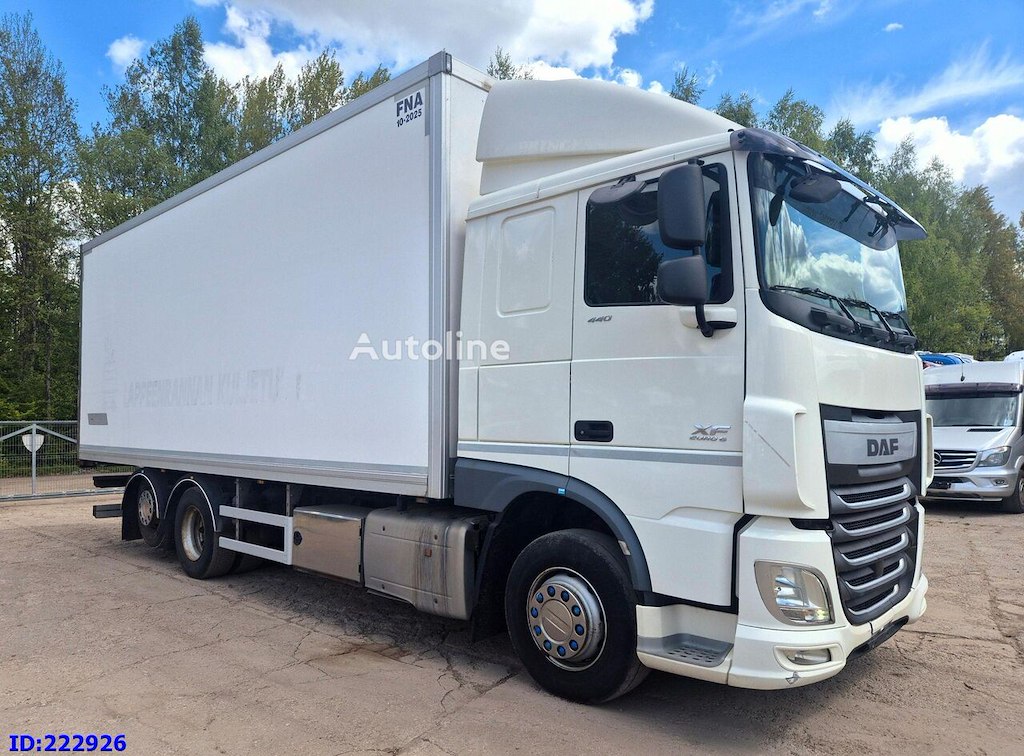 DAF XF 106 440 FAR 6x2 Euro6 izotermni kamion