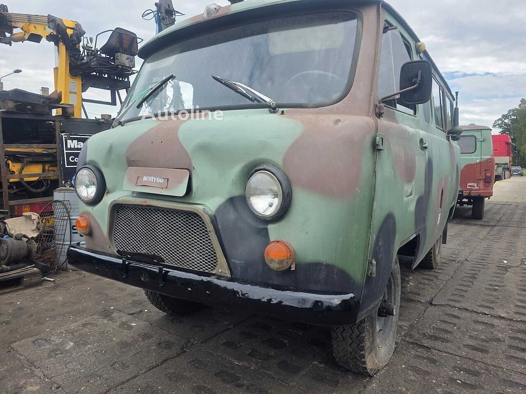 Prodaje se UAZ 452T-2 minibus furgon na aukciji
