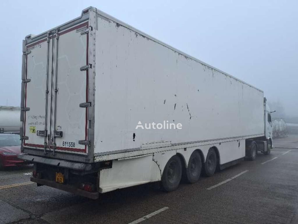 Montracon Trailer Reefer Standard Straight poluprikolica hladnjača