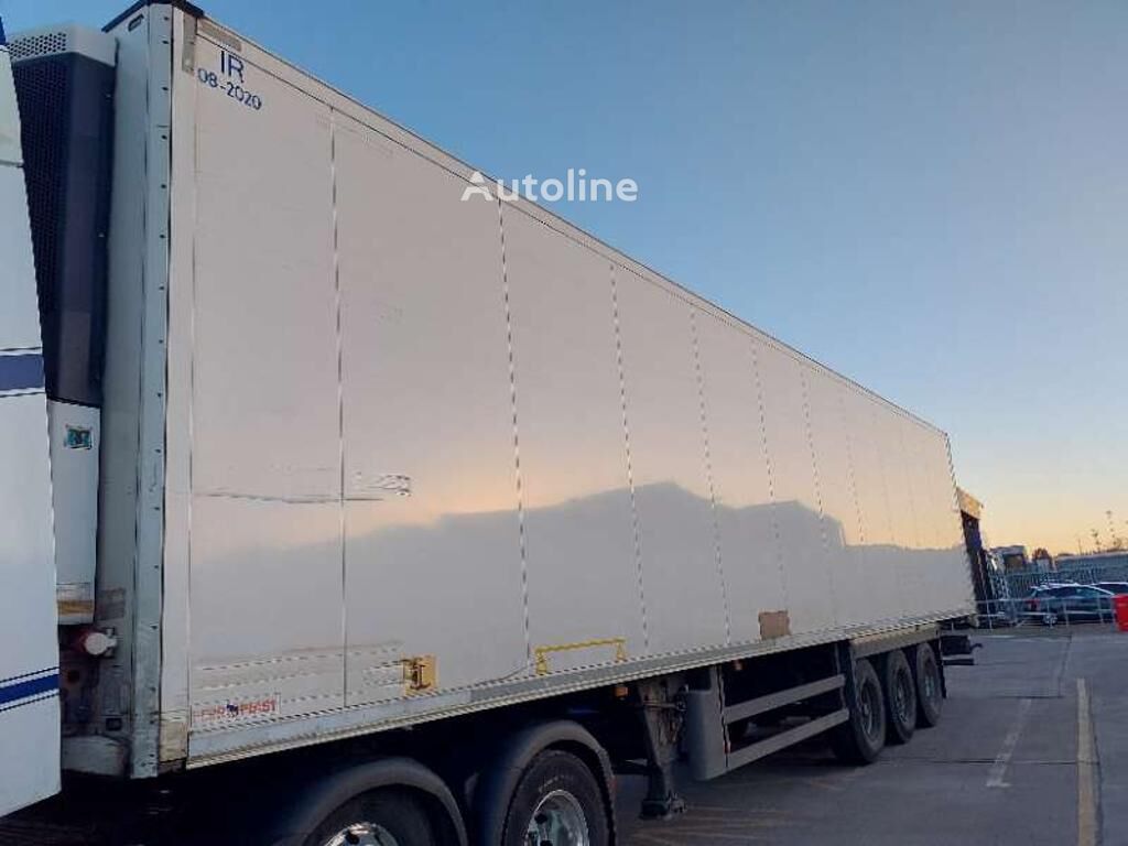 Schmitz Cargobull Trailer Reefer Standard Straight poluprikolica hladnjača