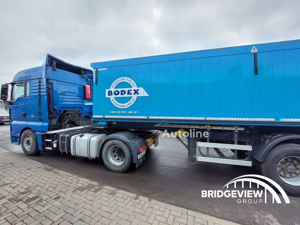 Bodex KIS 3W-A poluprikolica kipera