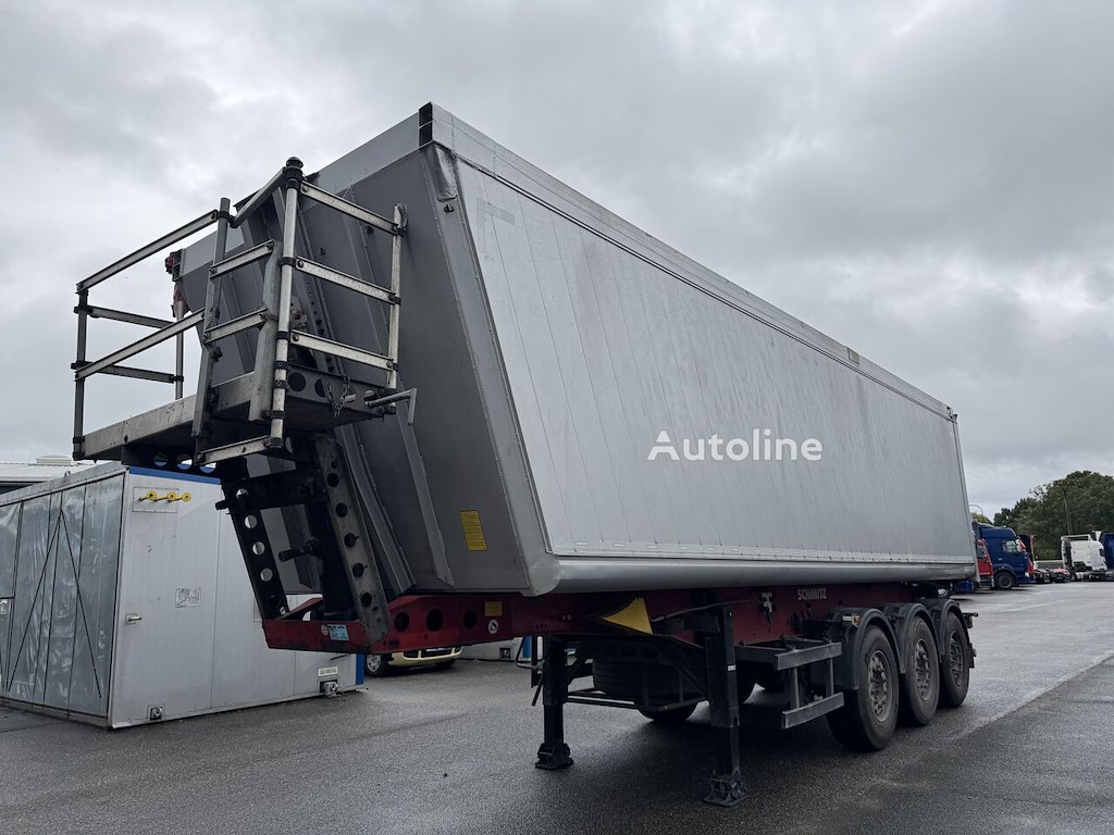 Schmitz Cargobull SKI 24 poluprikolica kipera