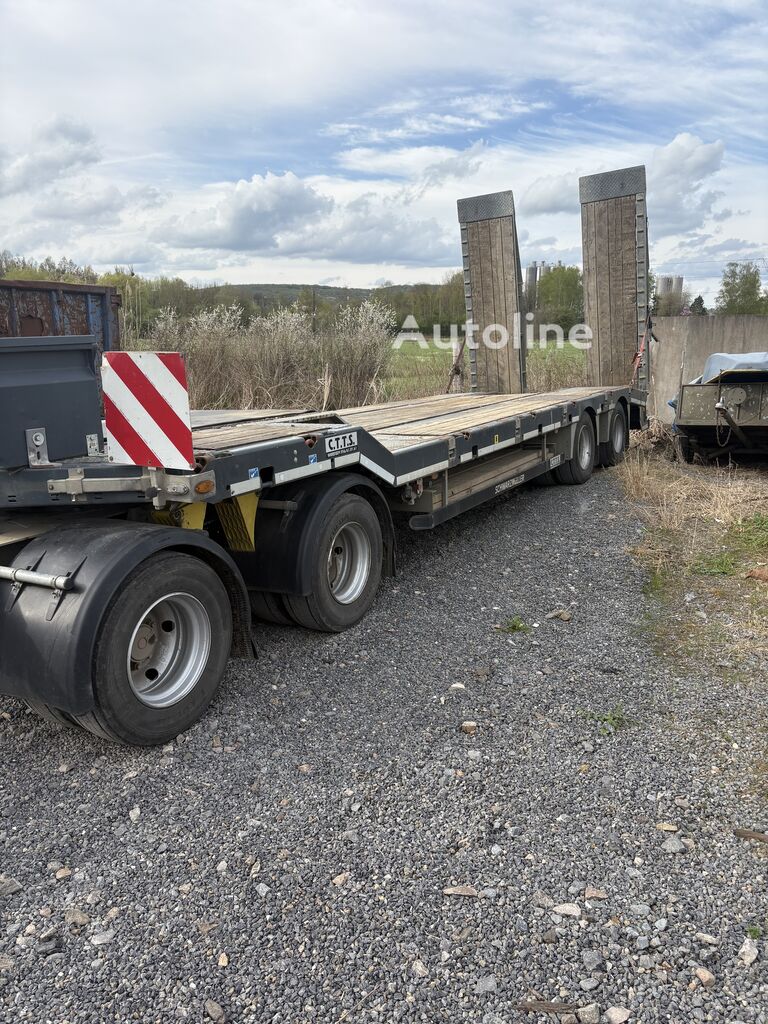 Schwarzmüller 4 essieux poluprikolica sa niskom platformom