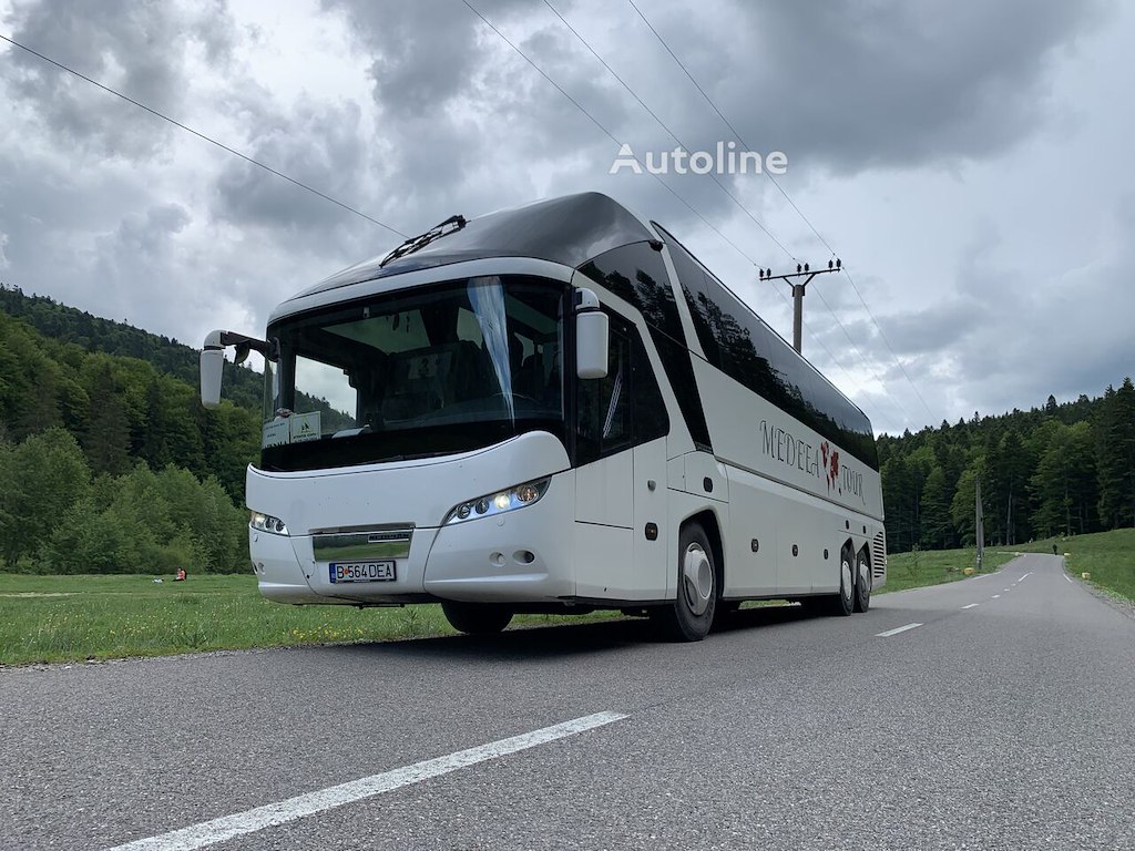 Neoplan Starliner N516 turistički autobus