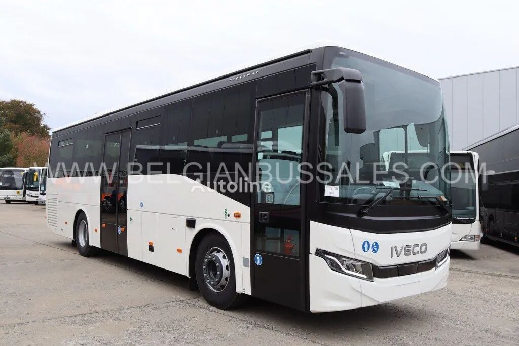 Novi IVECO Crossway 10.7m/ Manual / Lift prigradski autobus