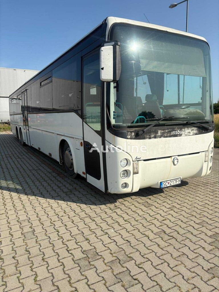 Renault Ares prigradski autobus