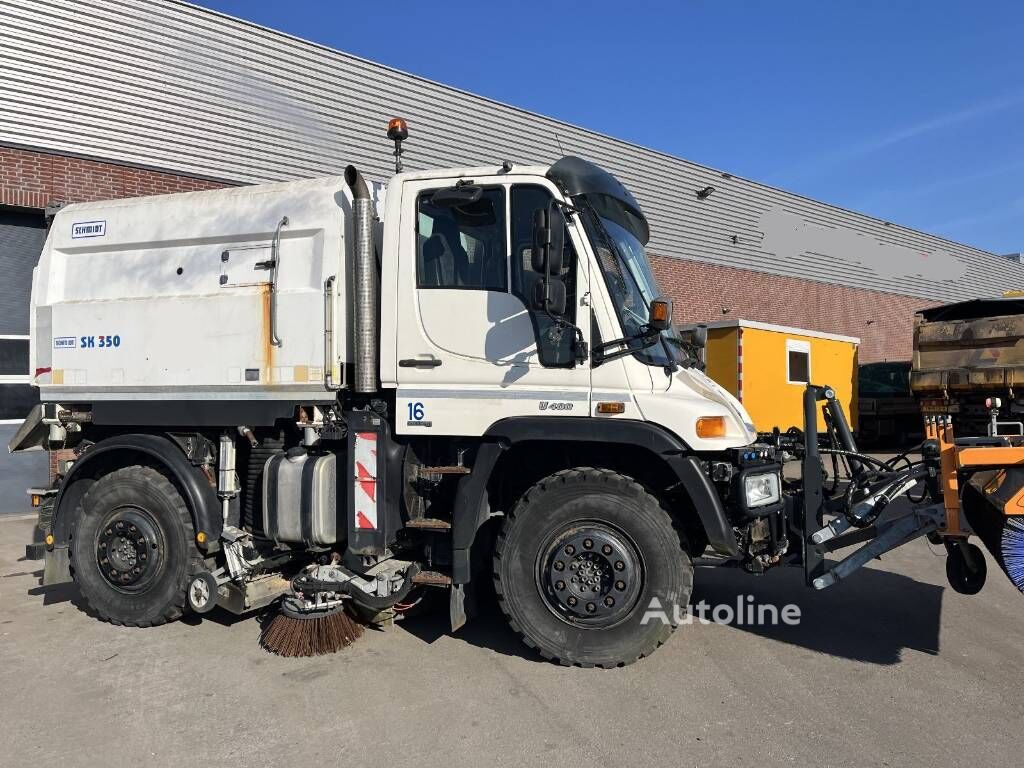 Schmidt SK 350 on Mercedes Benz Unimog U400 vozilo za čišćenje ulica