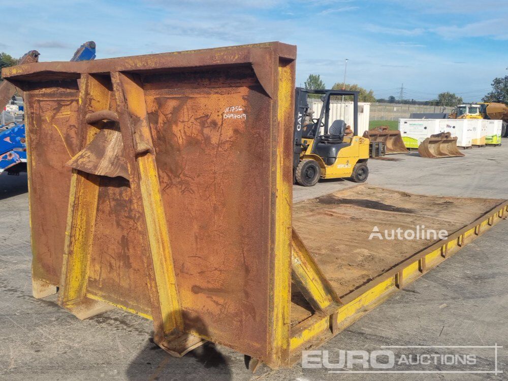 Prodaje se RORO karoseriju platformu na aukciji