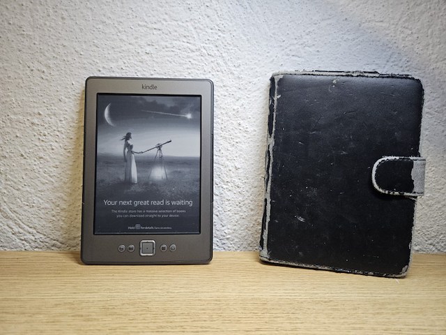 El citac knjiga Amazon Kindle D01100 2GB Black E Reader