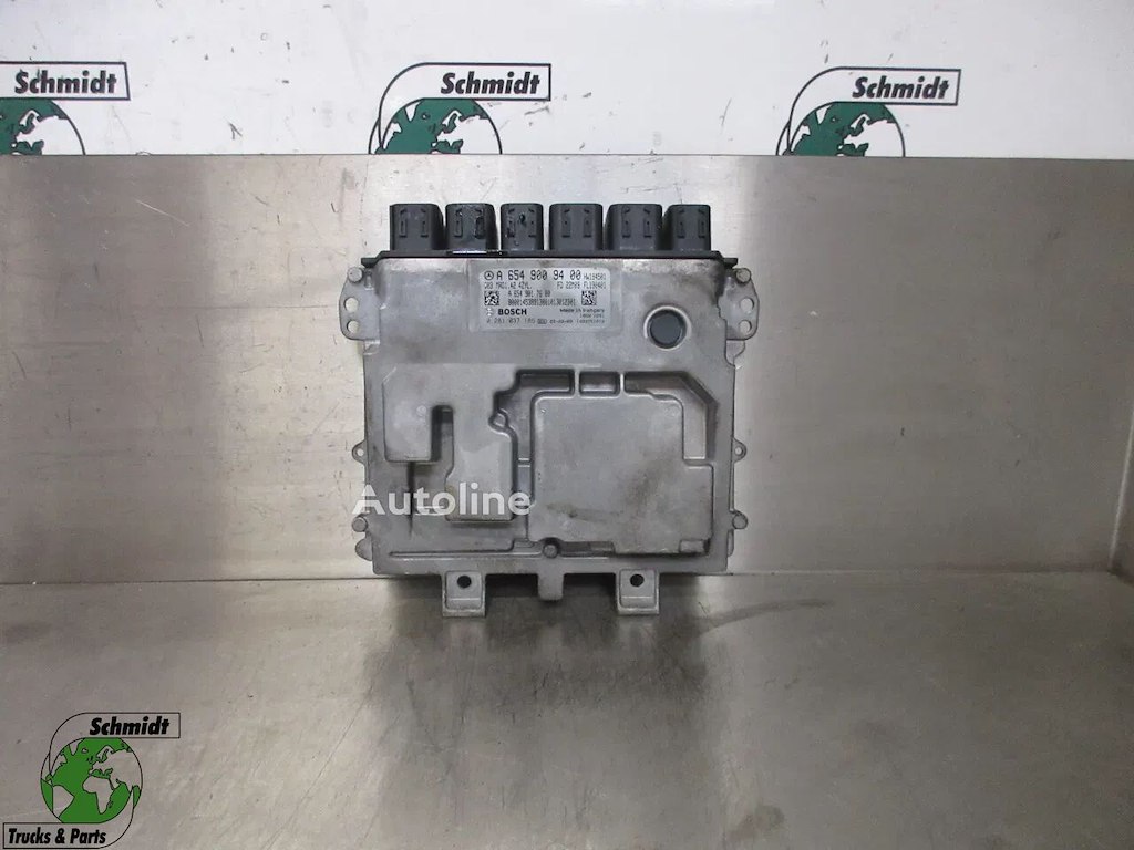 Mercedes-Benz A 654 900 94 00 // A 654 901 76 00 // BOSCH 0281 037 185 MOTOR M upravljačka jedinica za kamiona