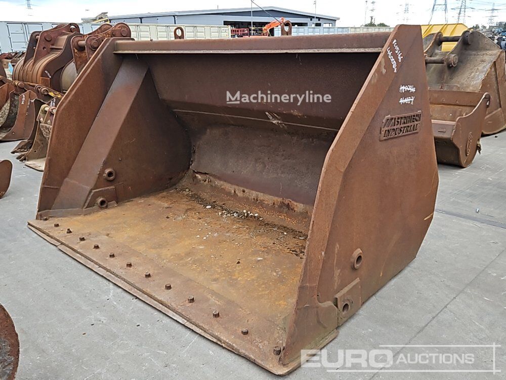 Prodaje se Strimech 104" kašiku za prednje utovarivač na aukciji