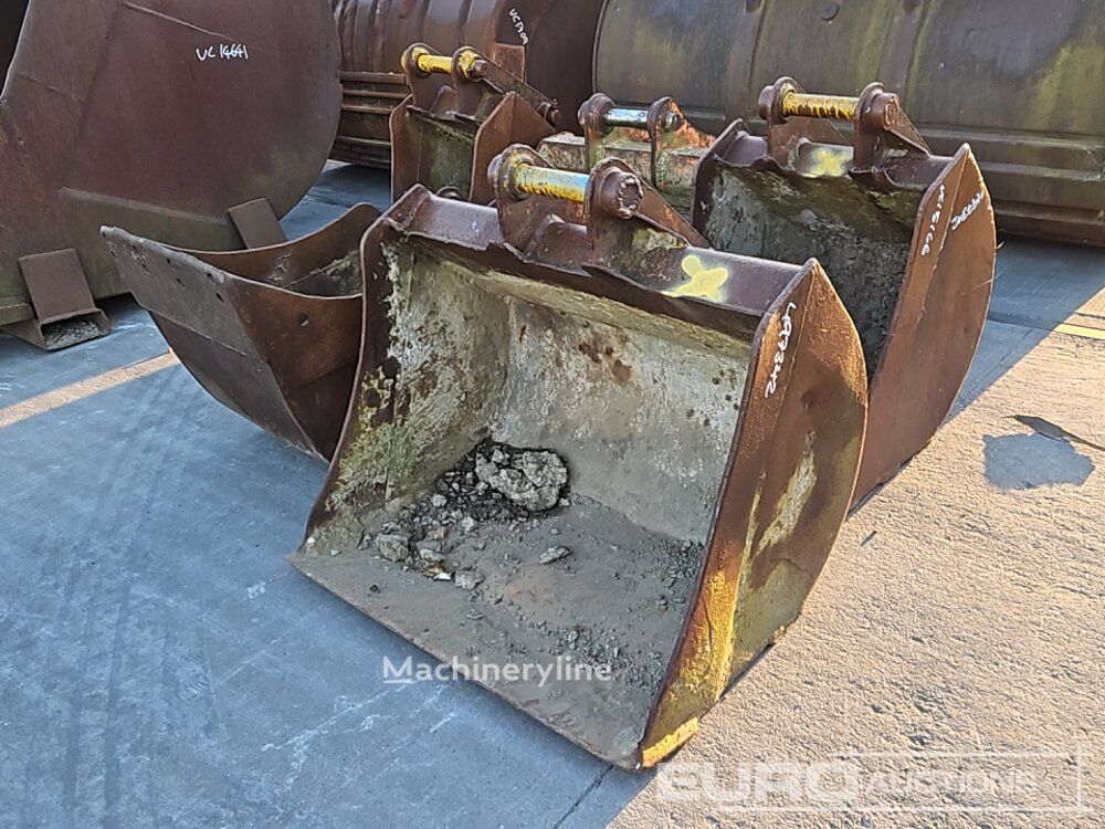 Prodaje se 36", 28", 24", 22", 16" Digging Bucket 45mm Pin to suit 4-6 Ton kašiku za bager na aukciji
