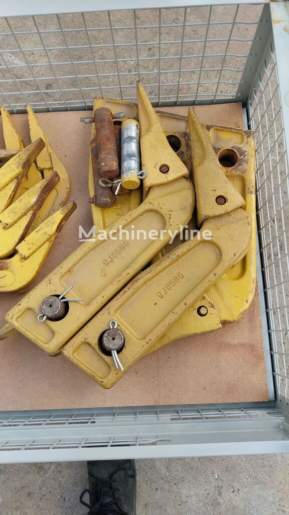 Caterpillar ripper shanks for D4 D5 dozer / 140 grader podrivač