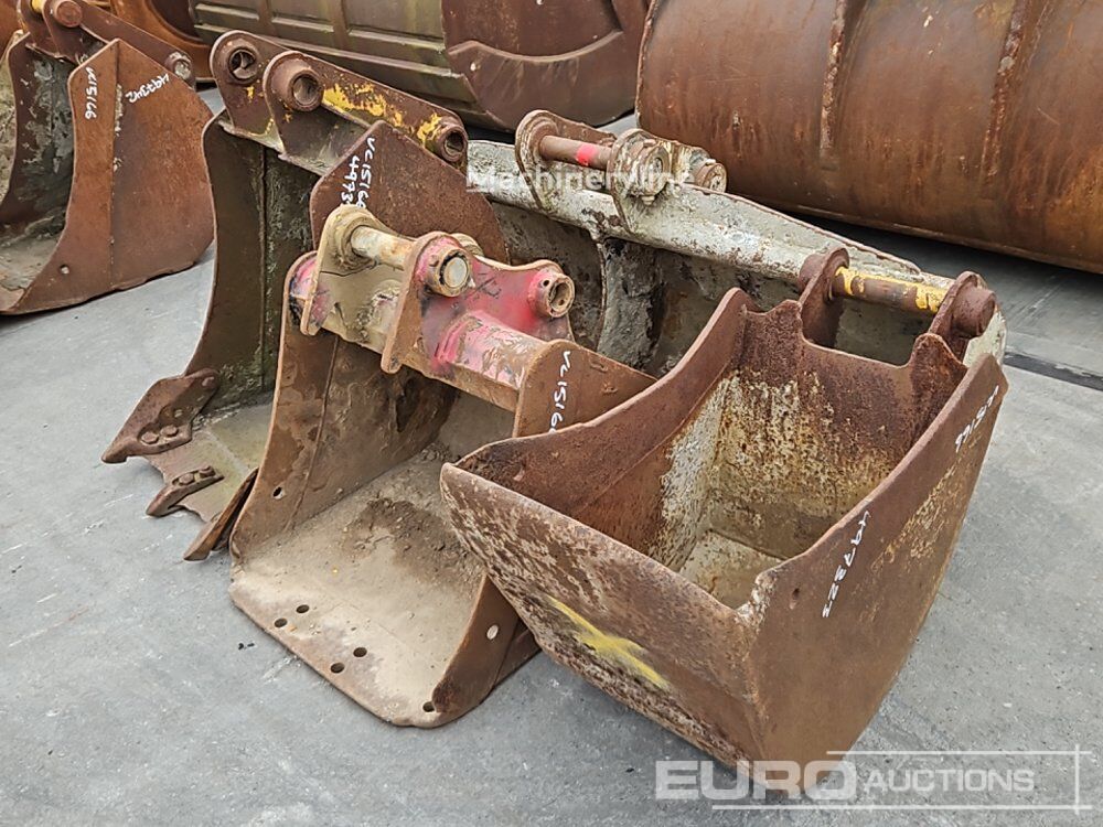 Prodaje se 60" Ditching, 22", 18", 16" Digging Bucket 45mm Pin to suit 4-6 kašiku za bager na aukciji