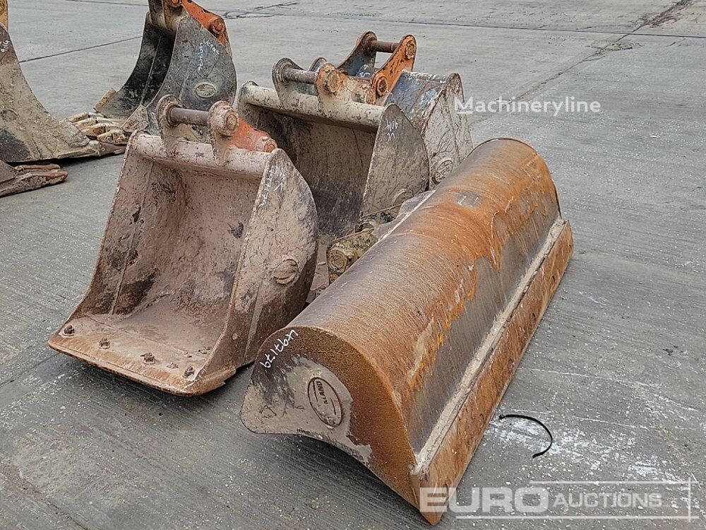 Prodaje se Strickland 60" Ditching, 30", 30", 24" Digging Bucket 45mm Pin to suit 4-6 kašiku za bager na aukciji