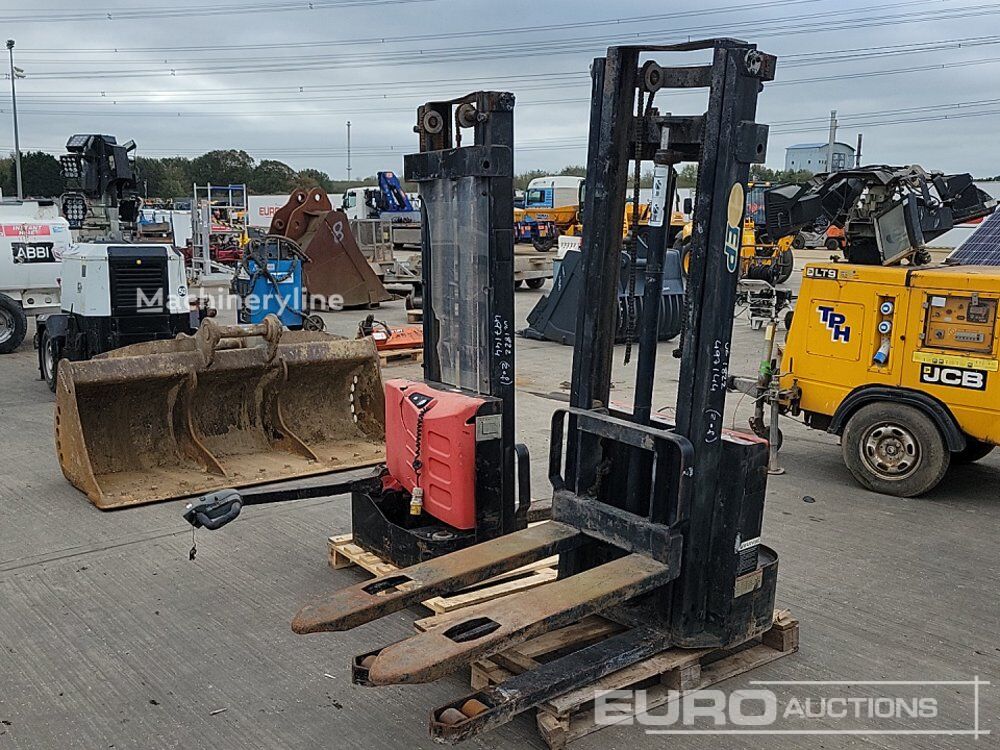 Prodaje se EP Equipment ES10-10ES kašiku za prednje utovarivač na aukciji