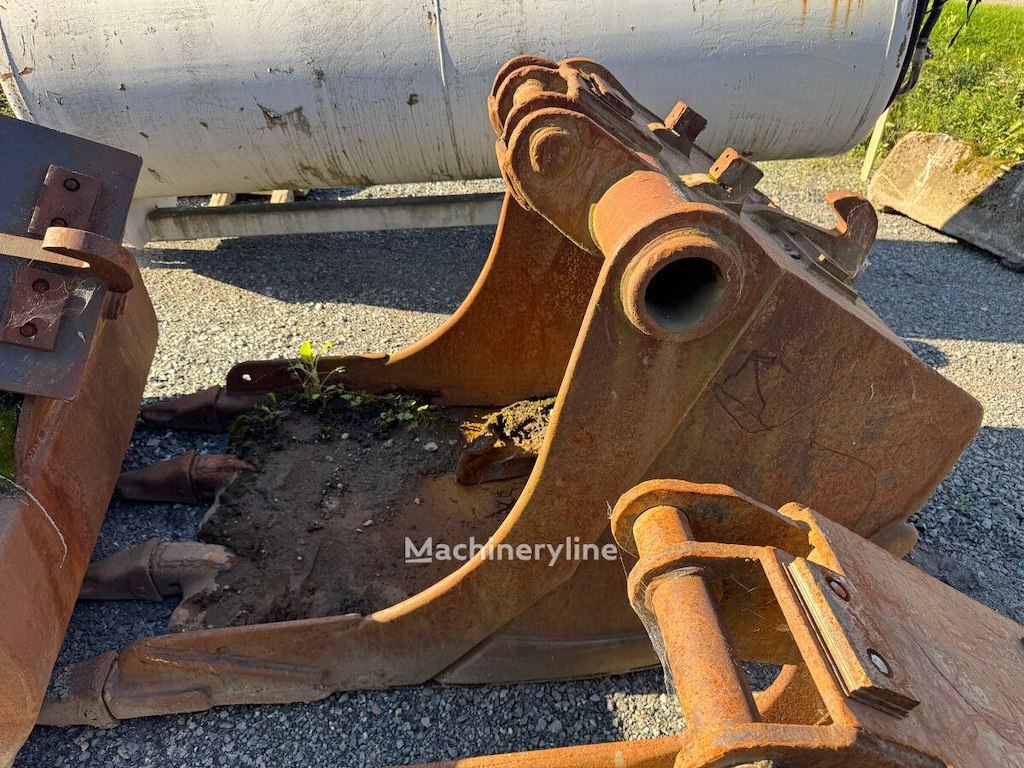 Prodaje se Gjerstad Andre Gjerstad graveskuffe med tenner1150 mm bredde, 1150 liter. kašiku za bager na aukciji