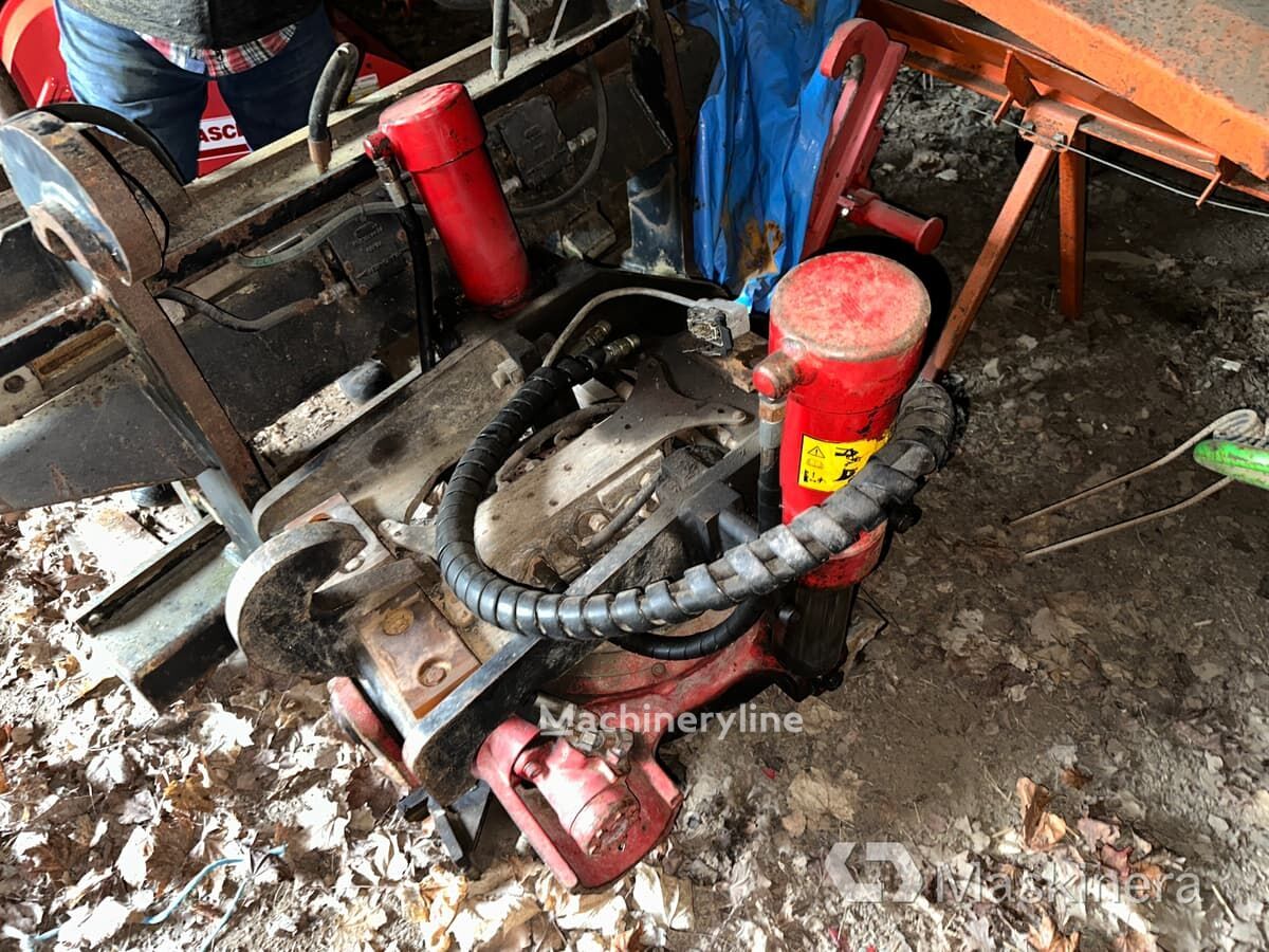 Prodaje se Indexator RT60B tiltrotator na aukciji