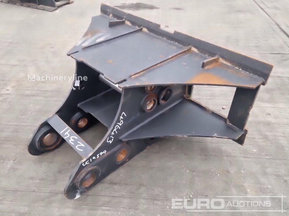 Prodaje se Fork Frame 65/80mm Pin to suit 13/20 Ton Excavator kašiku za prednje utovarivač na aukciji