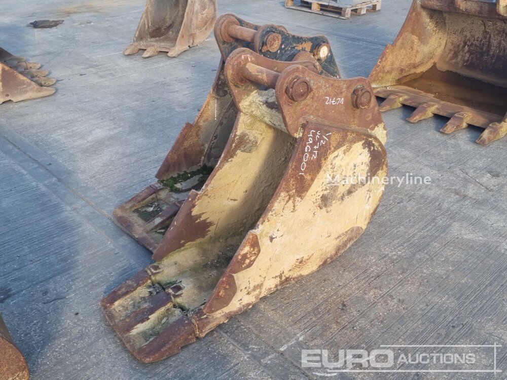 Prodaje se 24", 18" Digging Bucket 65mm Pin to suit 13 Ton Excavator kašiku za bager na aukciji