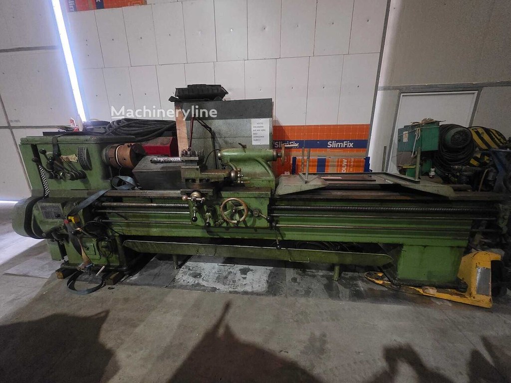 Prodaje se DRNMASKINER Centre lathe strug za metal na aukciji
