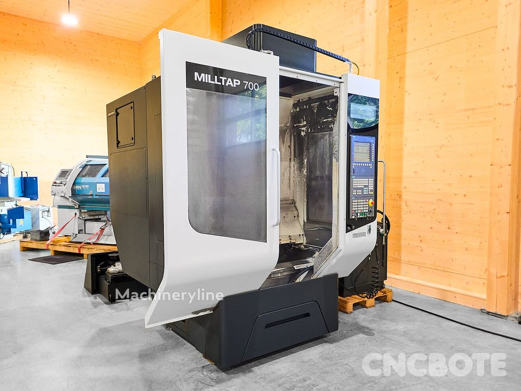 DMG Milltap 700 obradni centar