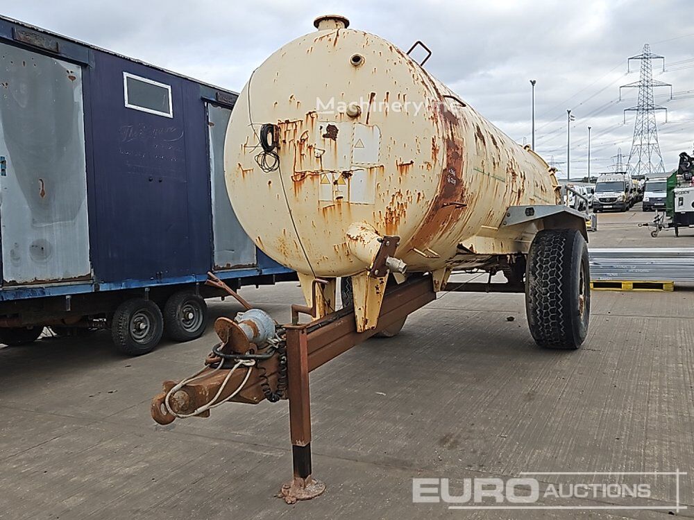 Prodaje se Giti 8000 Litre Single Axle Draw Bar Hydraulic Dust Supress industrijski sakupljač prašine na aukciji