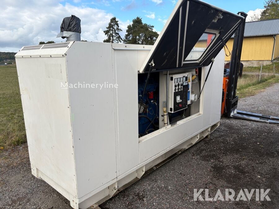 Prodaje se F.G Wilson C135kva benzinski generator na aukciji