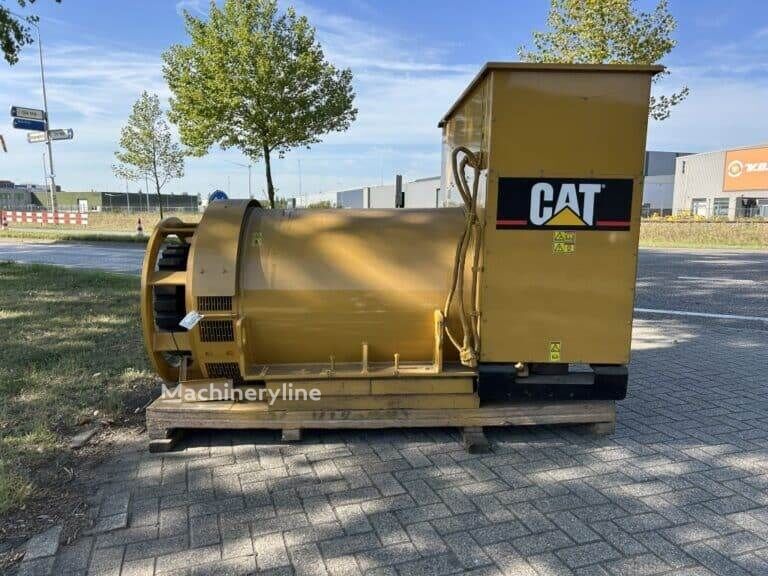 Caterpillar SR4 - Used - 2000 kW - 827 frame diesel generator