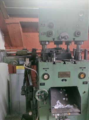 Automat 32 tone-sa alatom