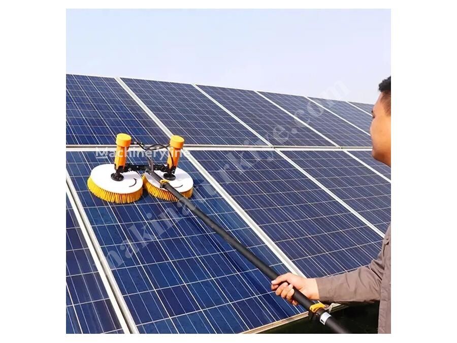 Nova Aquamak SPY-65 oprema za čišćenje solarnih panela