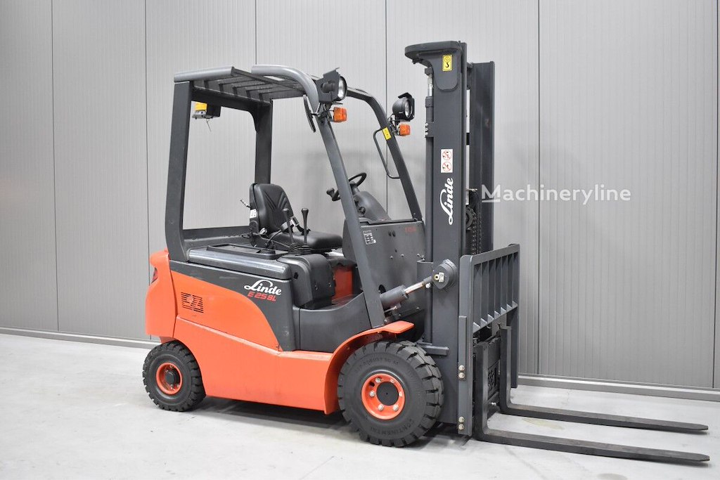 Linde E 25 SL električni viljuškar