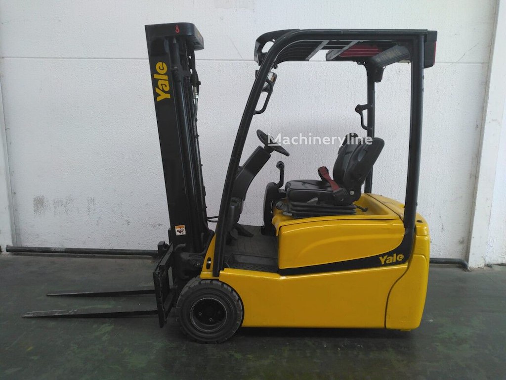 Yale ERP18VF viljuškar na tri točka