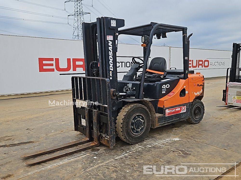 Prodaje se Doosan D40SC-7 dizel viljuškar na aukciji