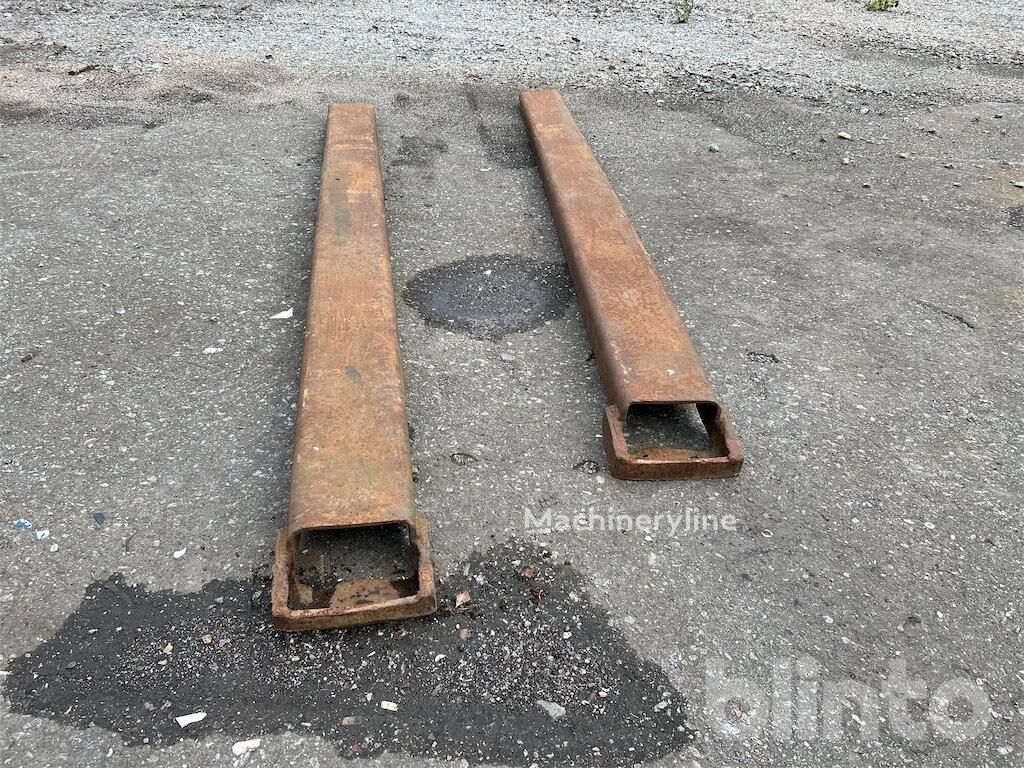 Prodaje se Förlängningsgafflar ostalu opremu za viljuškare na aukciji